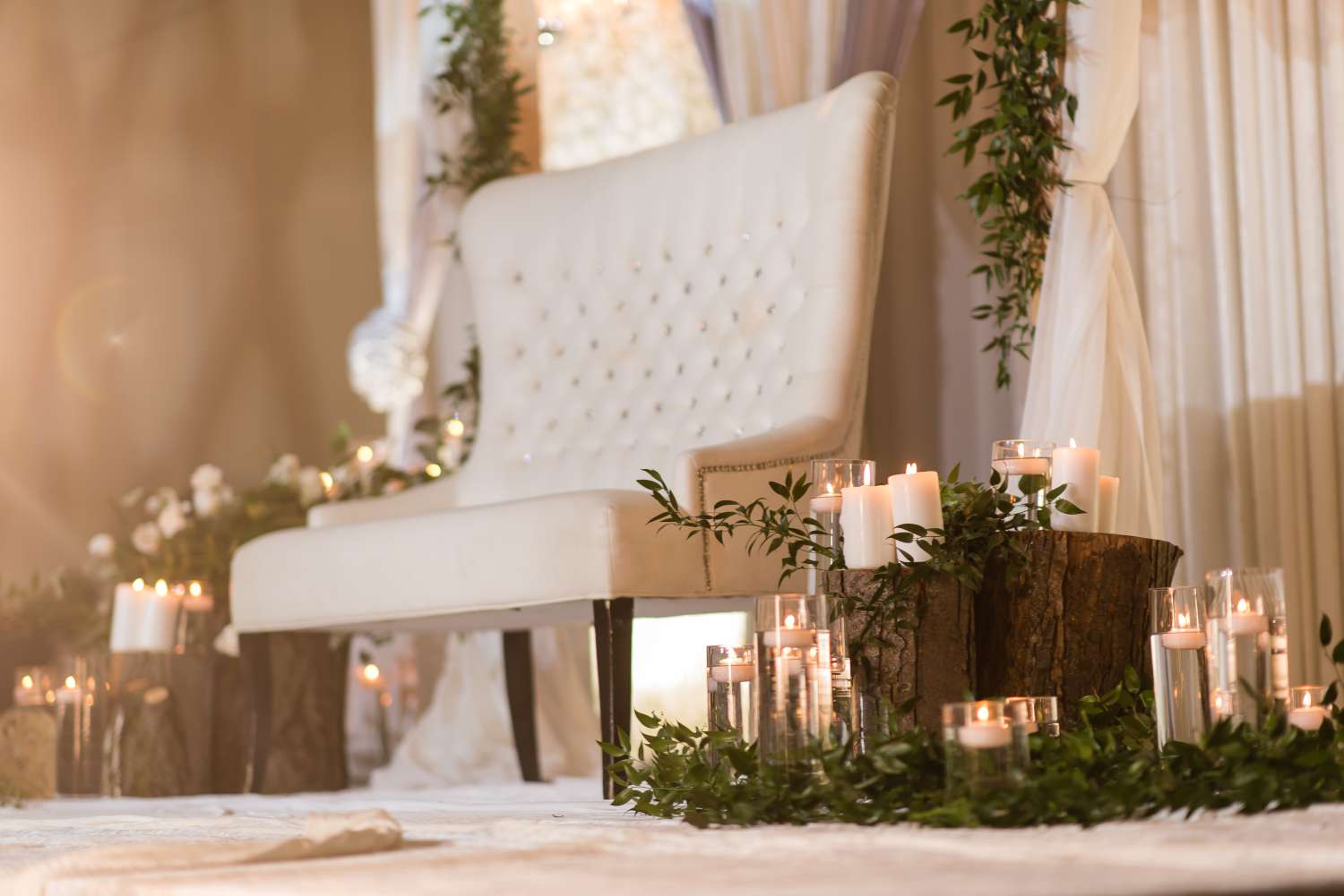 Lavish Event Decor Inc. – Transforming your venue into a fantasy world.